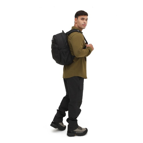 MACACA 22 | Eiger Adventure Official